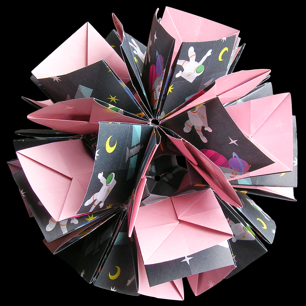 Eos transformation 1 / エオス 変身 1 | Mio Tsugawa's Kusudama Gallery